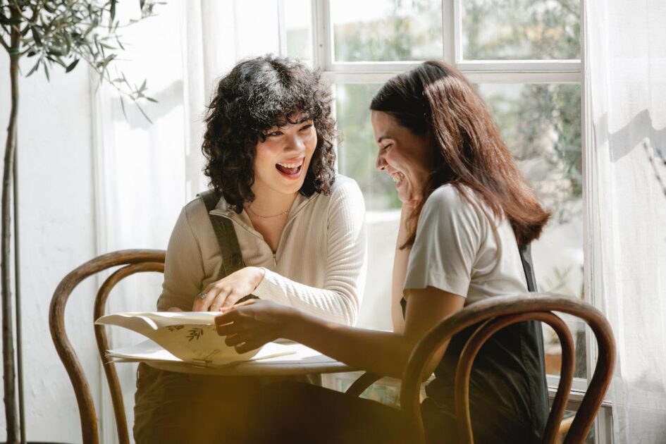 ADHD In Women: Differences, Signs, Diagnosis, Treatment